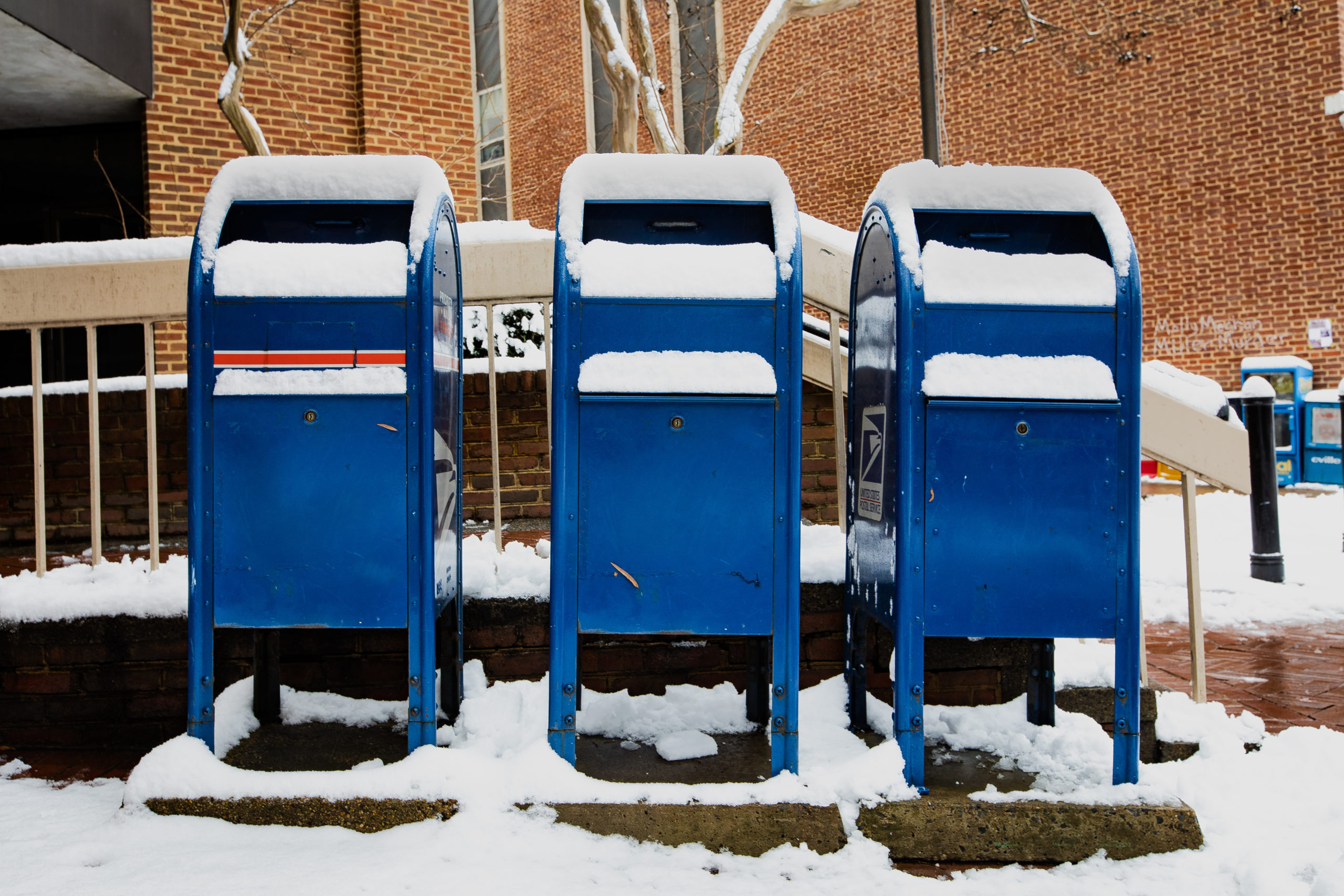 Commercial Vehicles That Power The US Postal Service - Commercial Truck ...