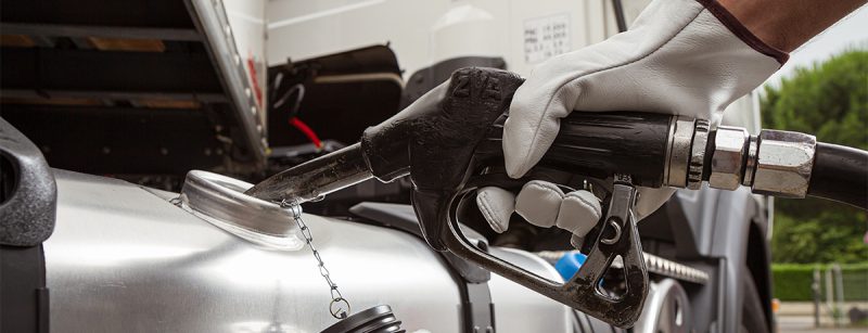 6 Tips for Improving Fuel Efficiency while Driving